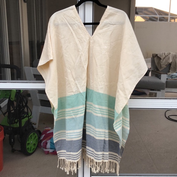 tribe alive | Swim | Nwot Tribe Alive Open Side Poncho Swim Coverup ...